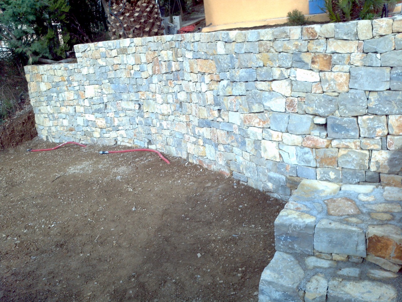 Mur en pierres :: Pierres et Déco